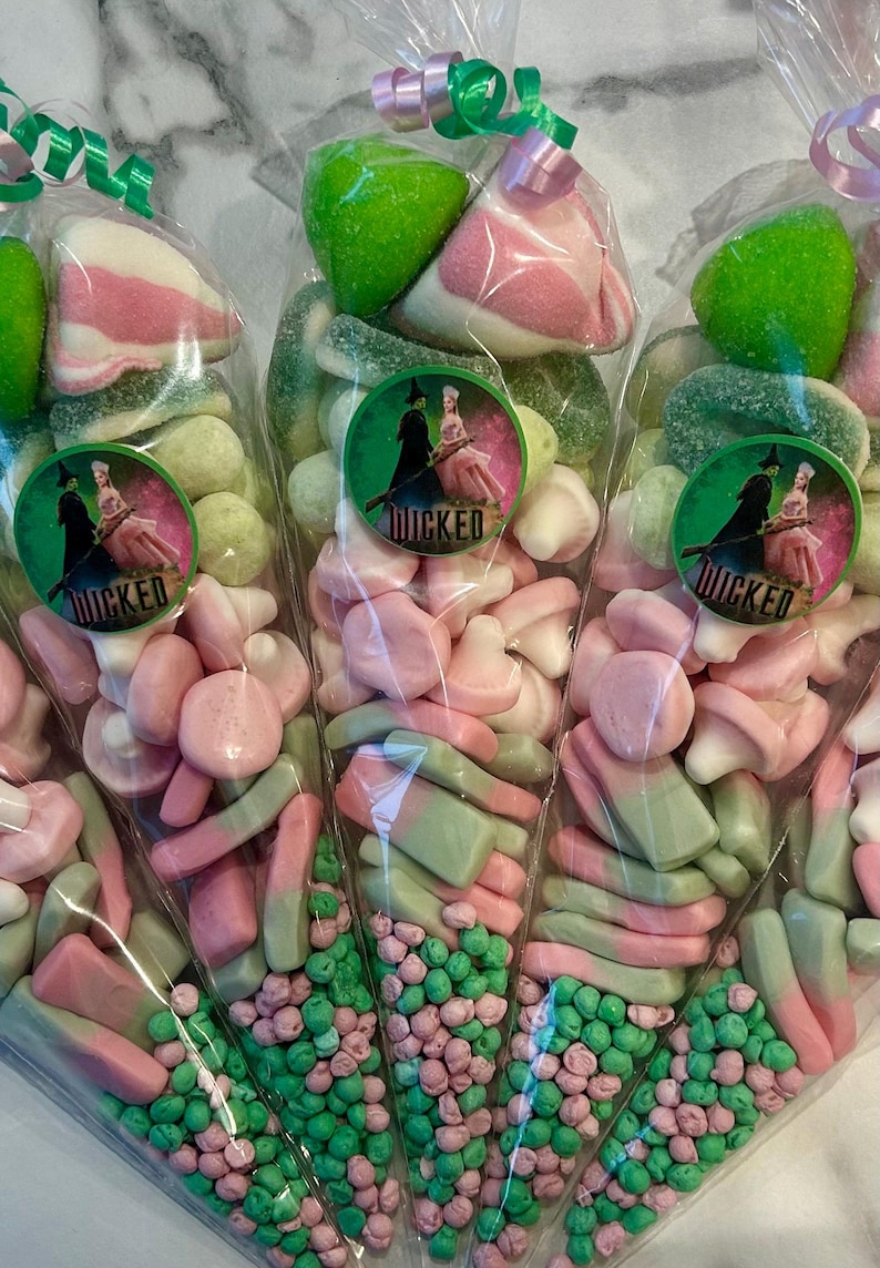 WICKED ELPHABA and GLINDA Sweet Cones - Etsy UK
