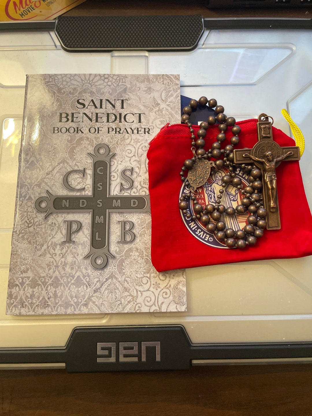 Combat Rosary St. Benedict 3 Inch Crucifix & Red St. Benedict Pouch ...
