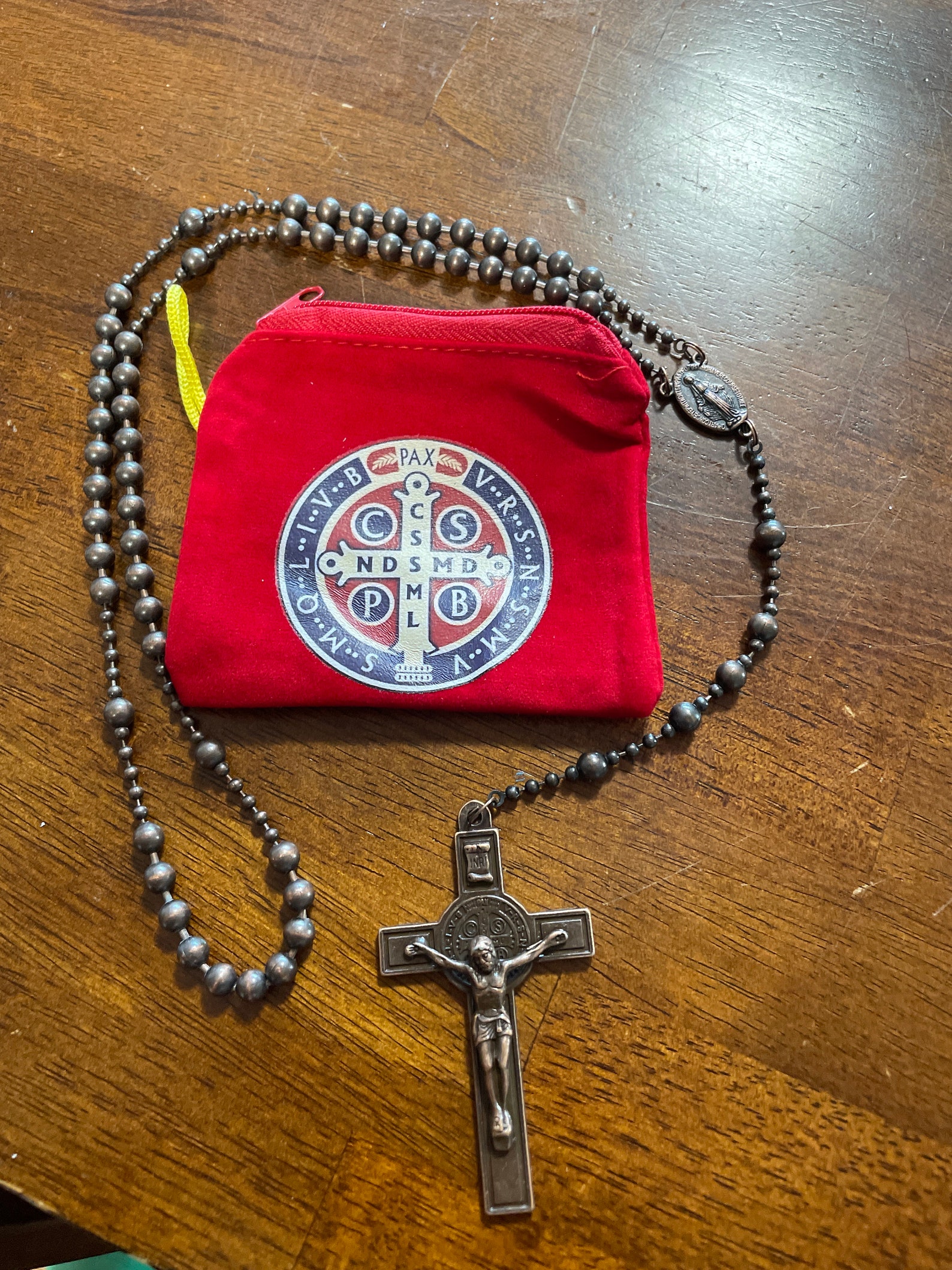 Combat Rosary St. Benedict 3 Inch Crucifix & Red St. Benedict Pouch ...