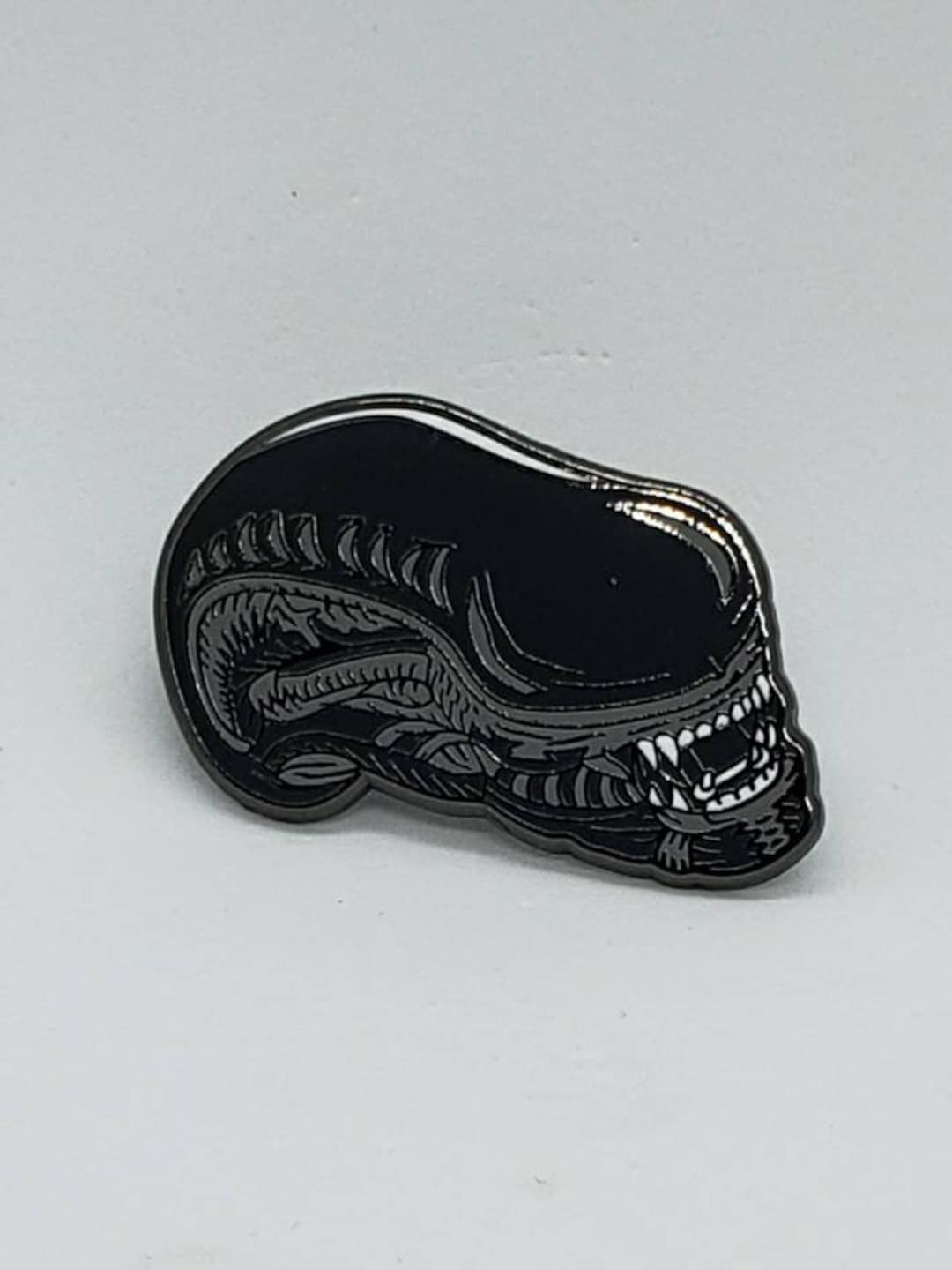 Alien Enamel Pin - Etsy
