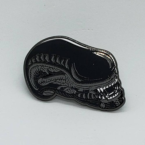 Knotwork Xenomorph 3D Metal Pin Alien Monster Celtic Viking - Etsy