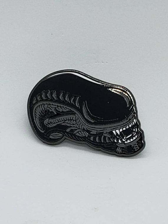 Alien Enamel Pin - Etsy