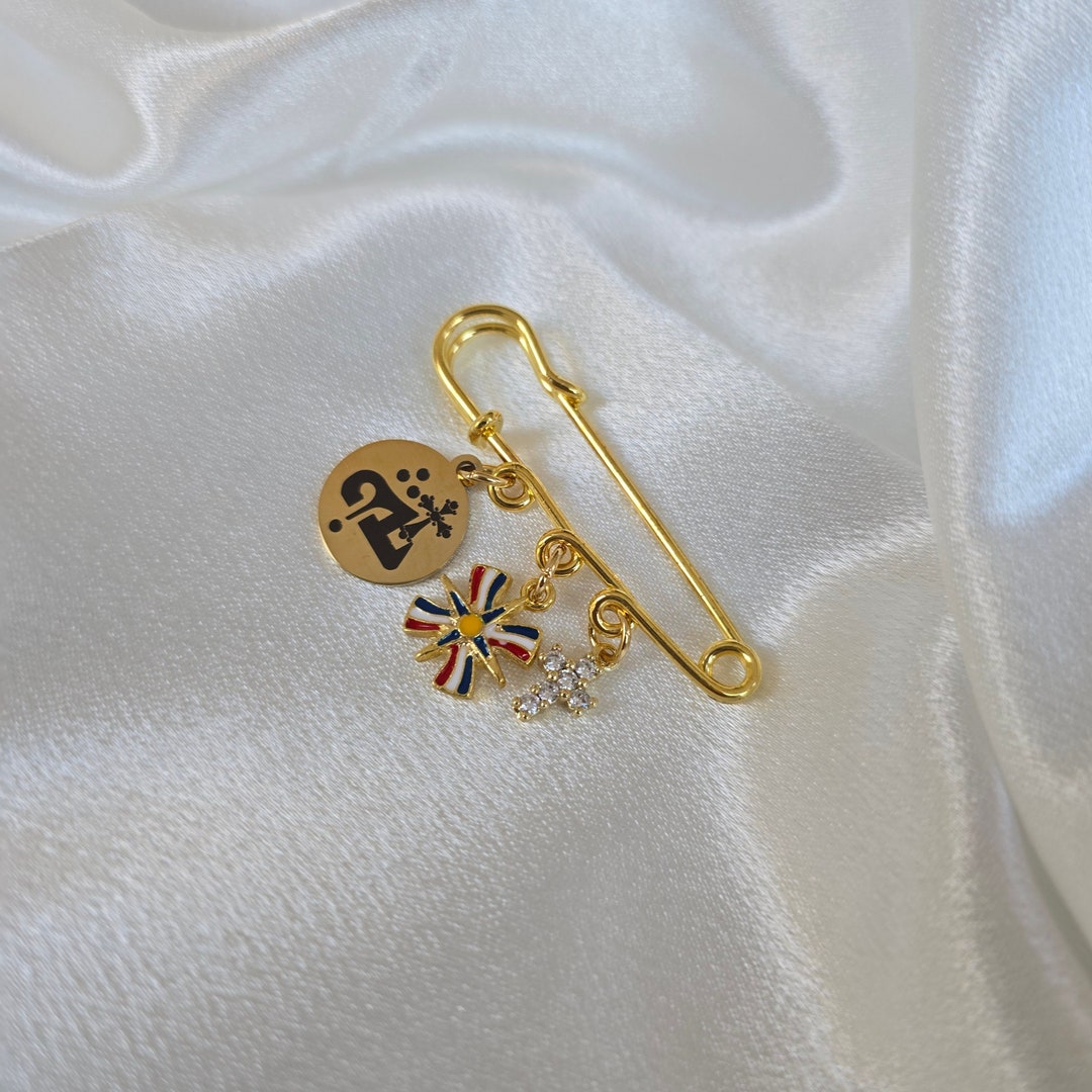 Baby Safety Protection Pin | 3 Charms | Assyrian Flag | CZ Cross | Ya ...