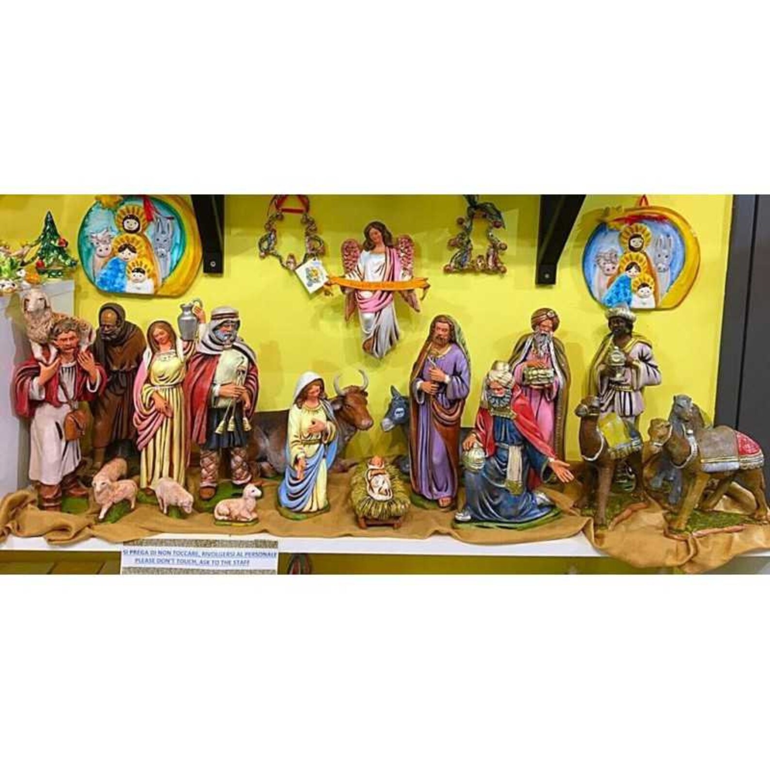 Handmade nativity scene entirely made and decorated by hand | Etsy