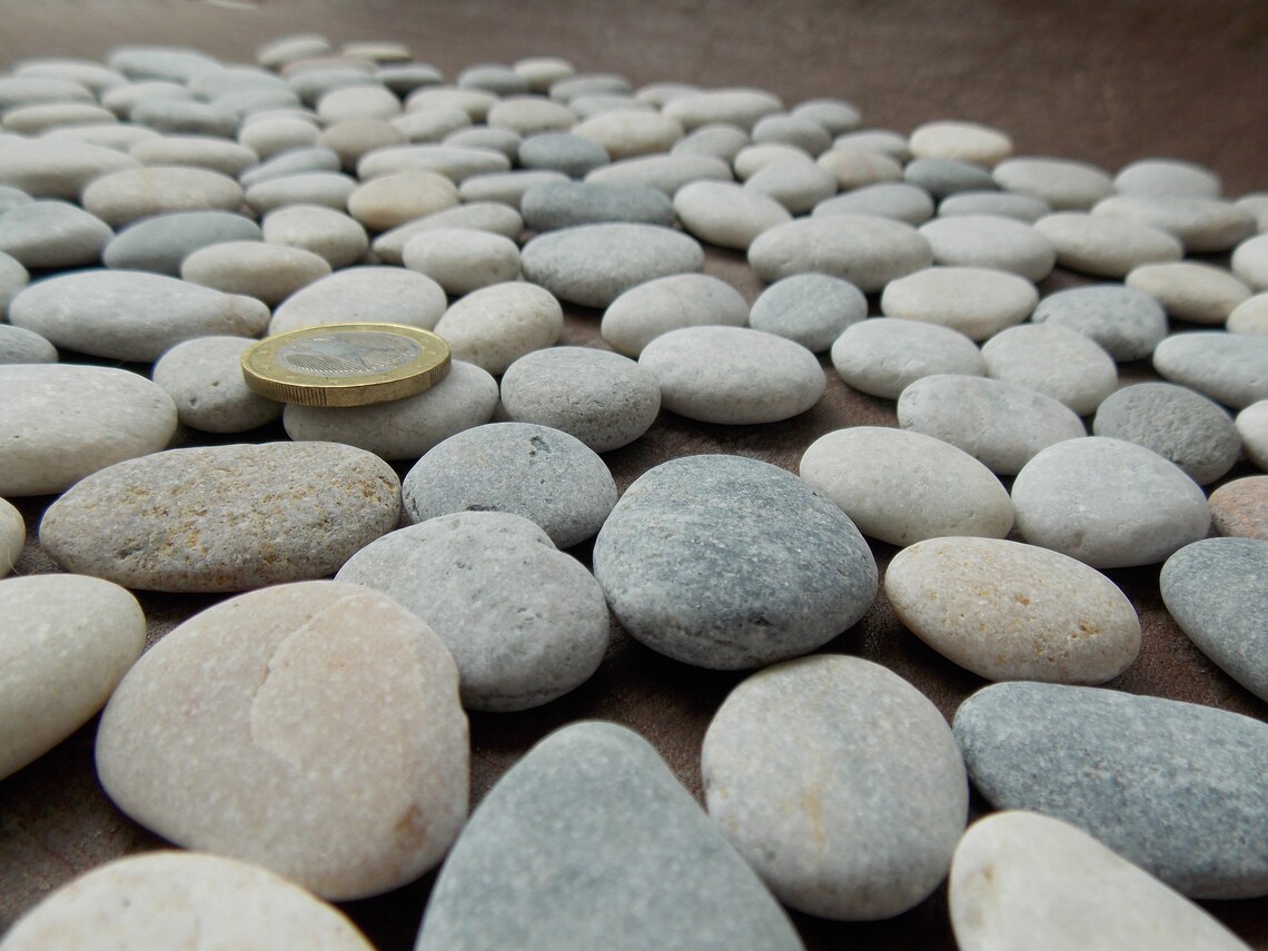 2lbs-145 Smooth Flat Beach Stones for Pebble Art, Painting & Crafts ...