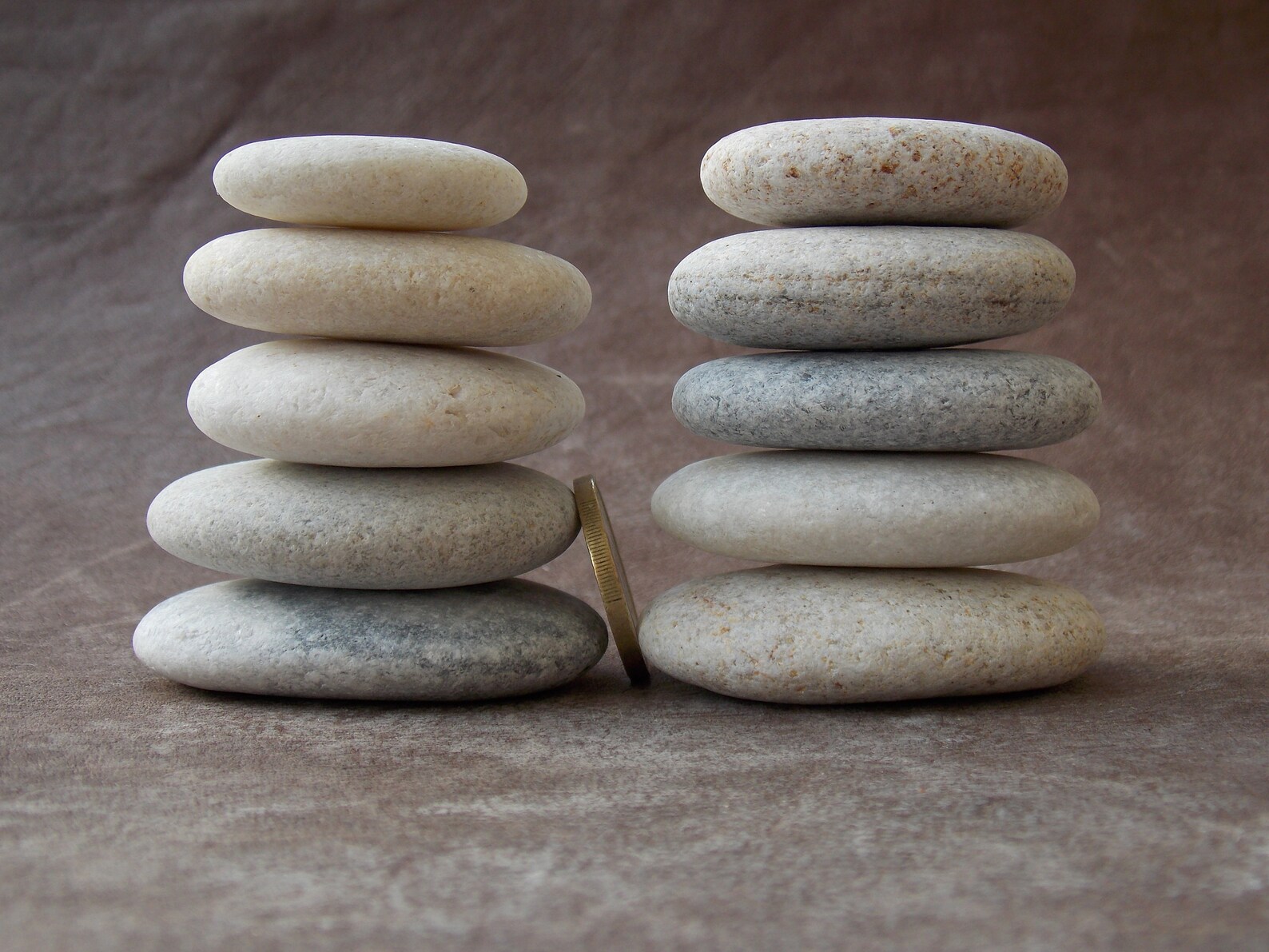 10 Flat Oval Shaped Beach Rocks for Pebble Art, Mandala Painting ...