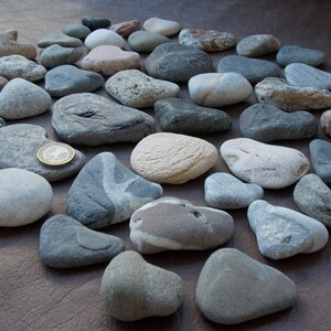 50 Big love stones Natural heart shaped sea rocks Beach | Etsy