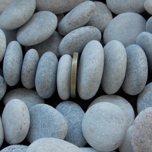 Bulk 200+ Smooth Flat Beach Rocks for Pebble Art & Crafts; Oval and ...