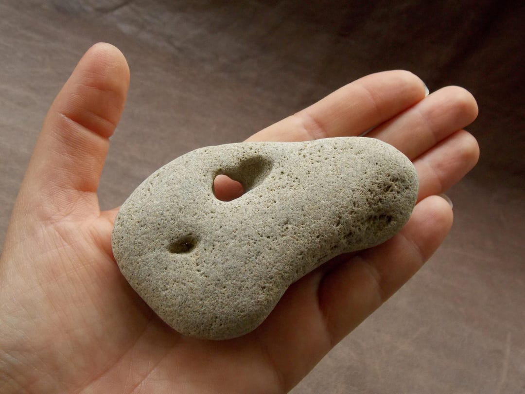 Large Hag Stone: Unique Holey Rock, Witch Trumpet (5,5x10cm) - Etsy