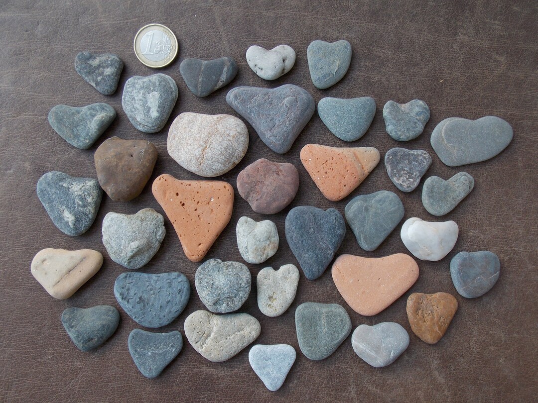 36 Love Stones Flat Tiny to Medium Heart Shaped Sea Rocks for - Etsy