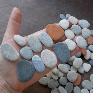 150 Small Oval and Round Mediterranean Sea Stones for Pebble - Etsy
