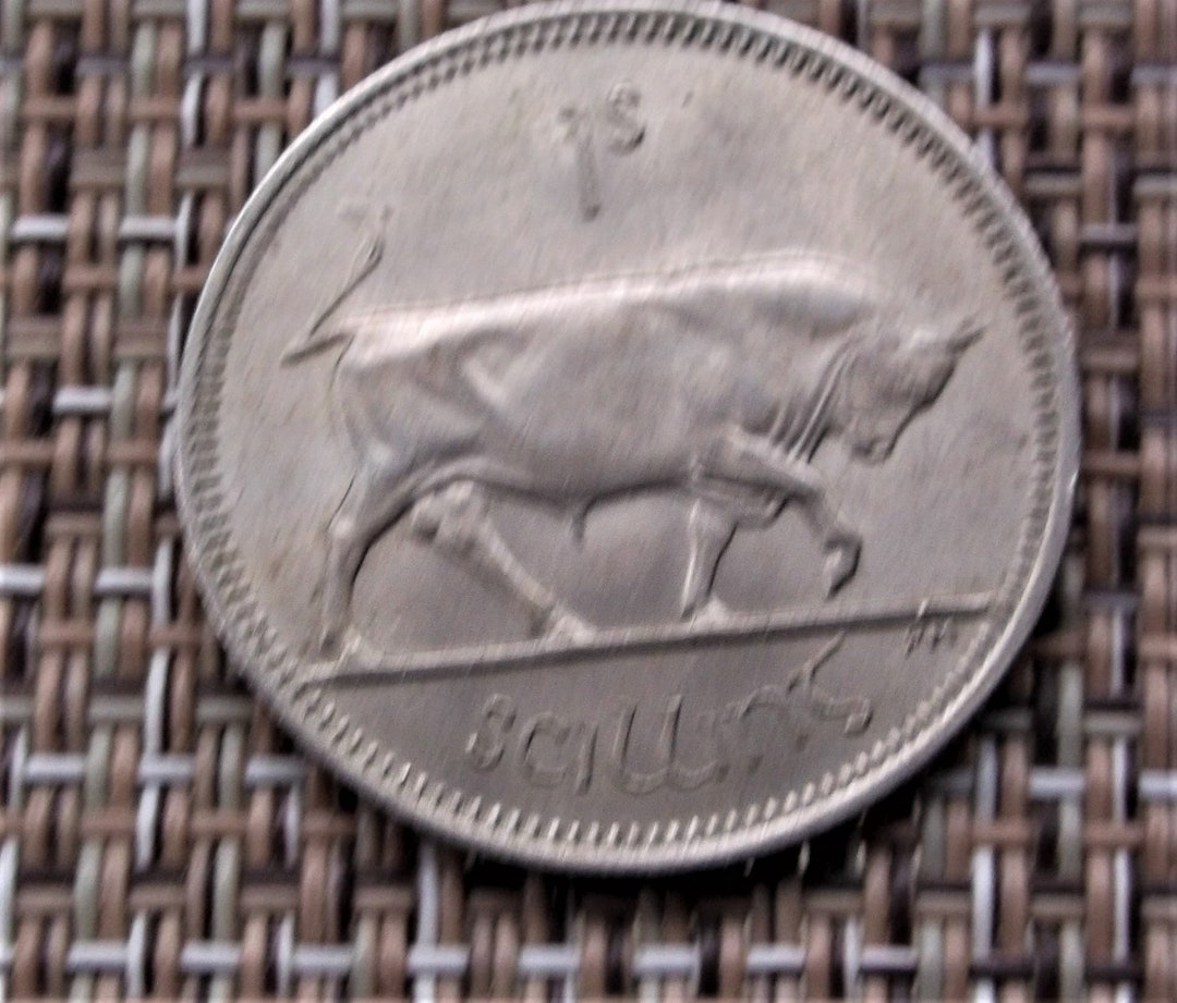 Ireland 1 Shilling Charging Bull -1951- 1968-clean-better Coins - Etsy