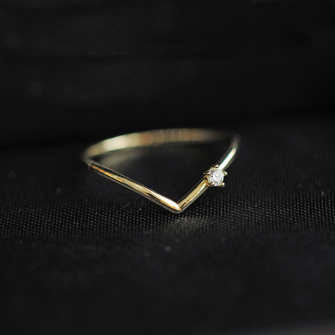 In Stock 9k Real Gold Crystal Ring V Shape Minimalist Simple Stacking ...