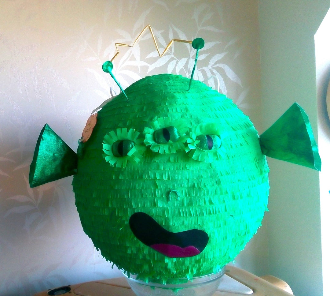 Alien Pinata for Boy Outer Space Party Decorations Spaceship UFO B-day ...