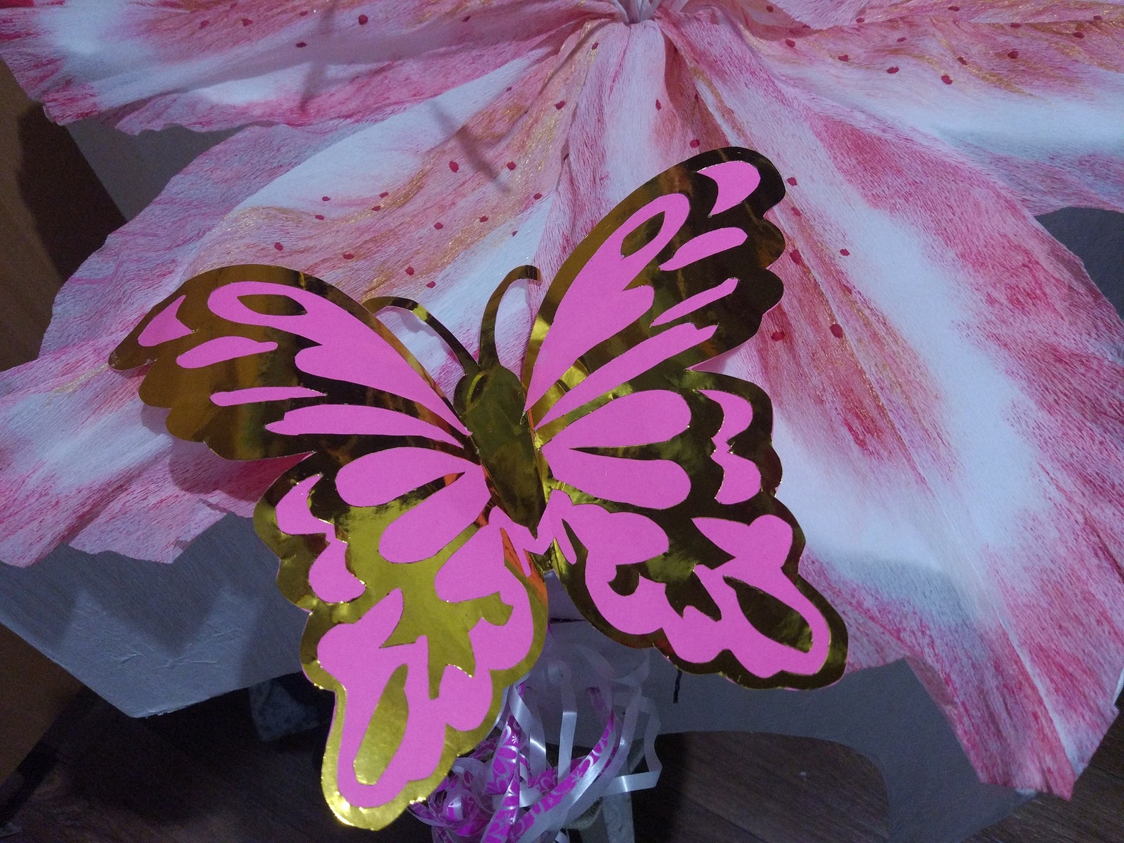 Handmade Lily Flower Pinata: Pink & White Party Centerpiece - Etsy