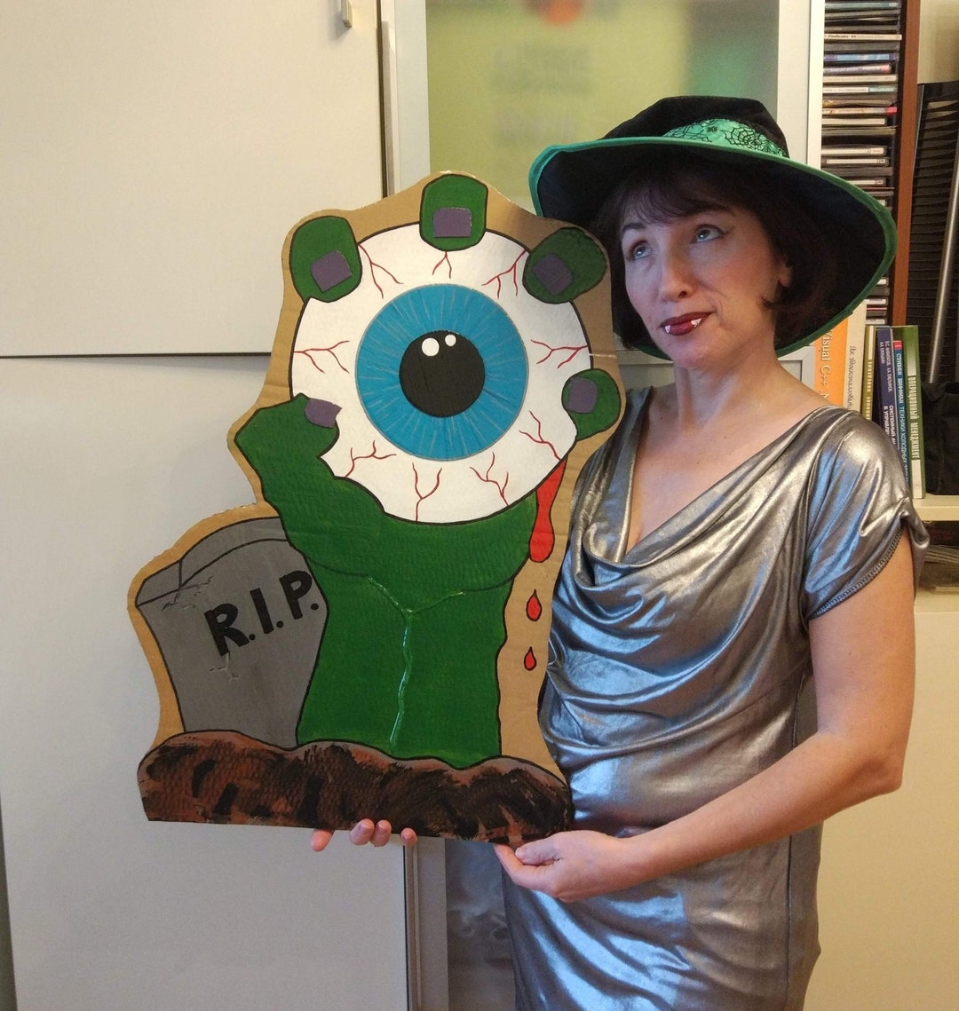 Halloween Photo Booth Prop, Photo Op, Photo Cutout, Face in a Hole ...
