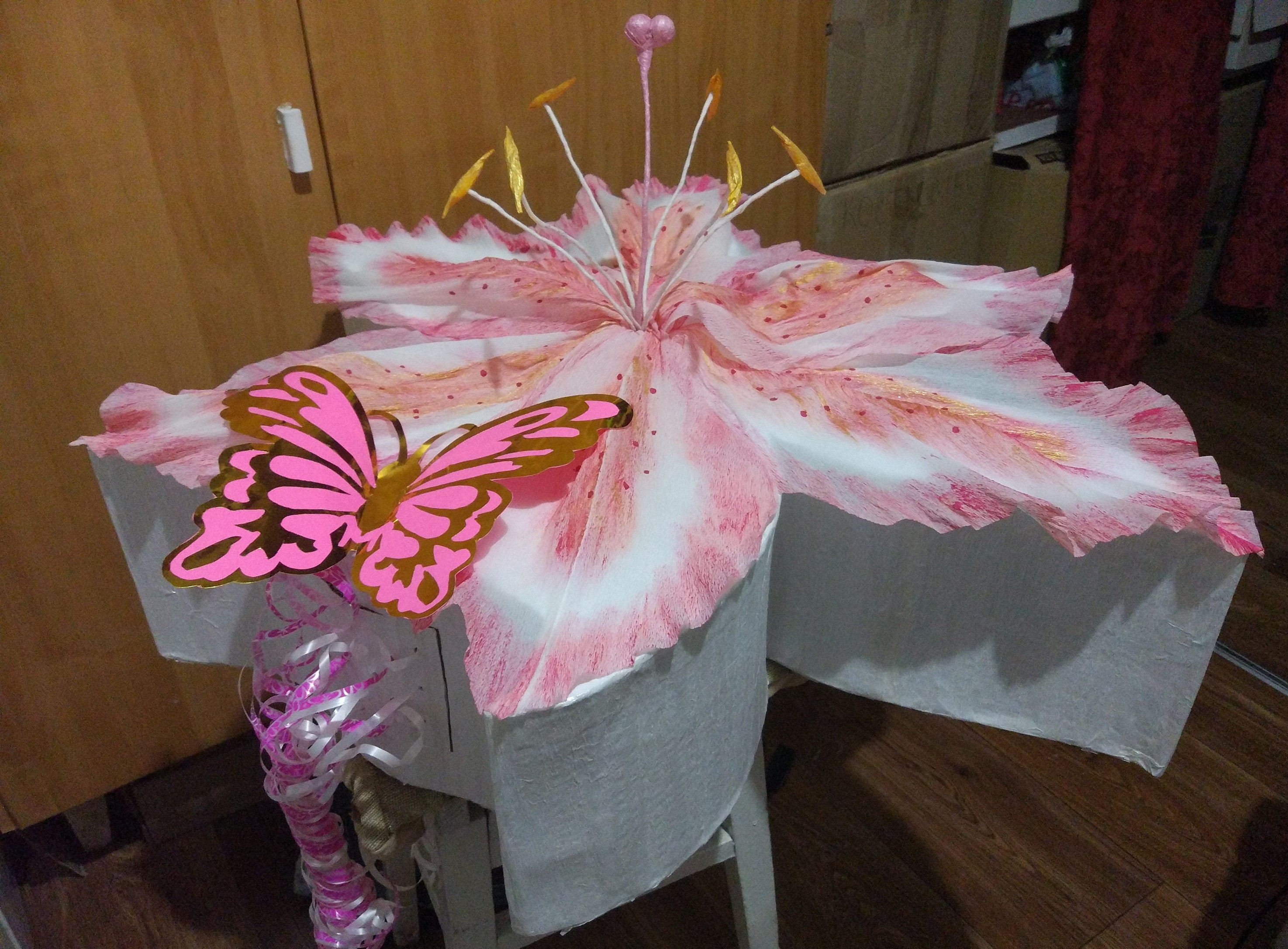 Handmade Lily Flower Pinata: Pink & White Party Centerpiece - Etsy