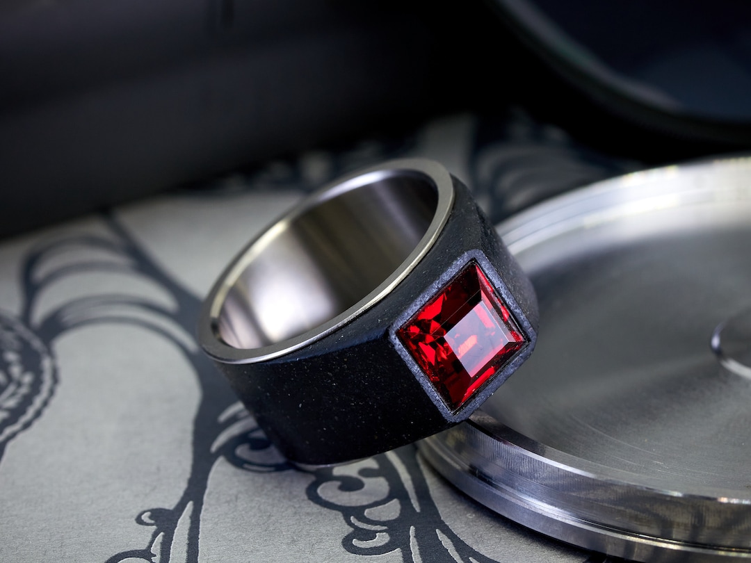 Mens Signet Ring ULTRALIGHT, Black Concrete and Titanium Signet Ring ...