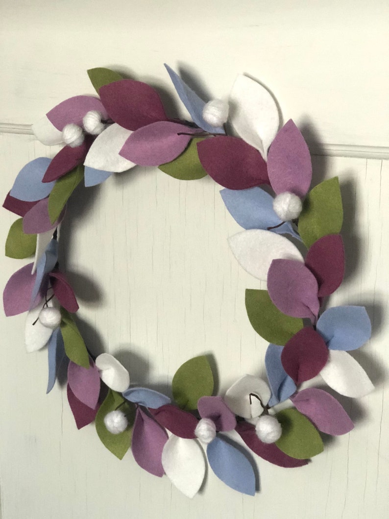 Farmhouse Contemporary Modern Felt Wreath feltwreath | Etsy