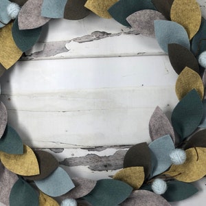 Contemporary Modern Felt Wreath, Home Decor, Housewarming, Gift for Her ...