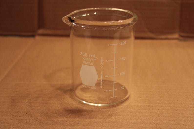 Pyrex Beaker Glass Chemistry Volumetric Glassware - Etsy