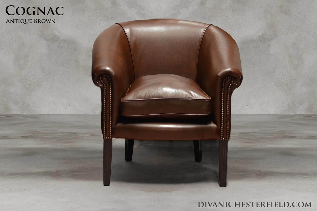 Art Decò Elegant Cognac Lounge Chair Armchair Chesterfield Style in ...