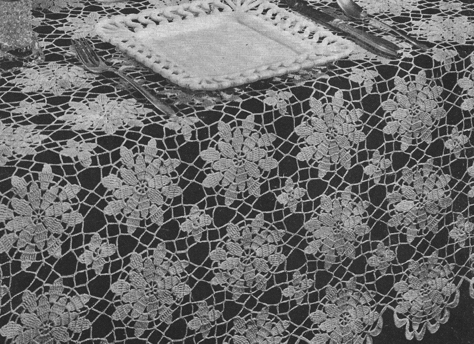 Vintage Crochet Tablecloth Pattern Queen Annes Lace Rectangle PDF ...