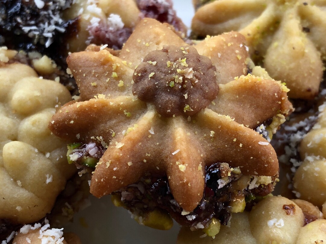 Petit Fours: 1 Dozen Buttery/ Egyptian/ Eid Cookies/ Ramadan Cookies ...