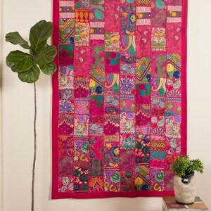 Pink Patchwork Wall Hanging Indian Vintage Sari Bohemian Wall Tapestry ...