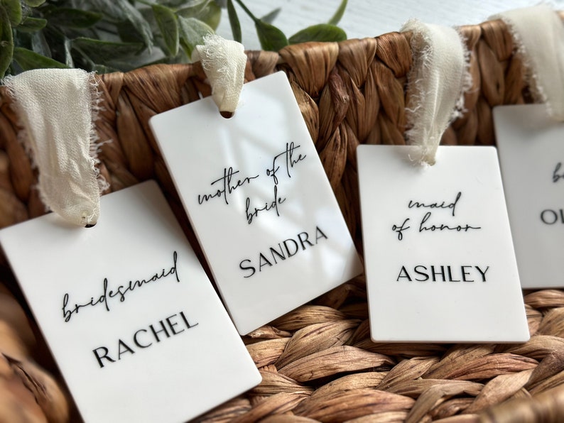 Personalized Acrylic Wedding Hanger Tags: Bridal Party Gifts - Etsy