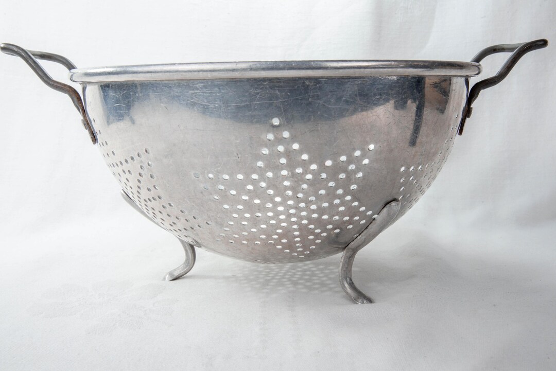 Vintage Metal Strainer; Aluminum Star Colander - Etsy