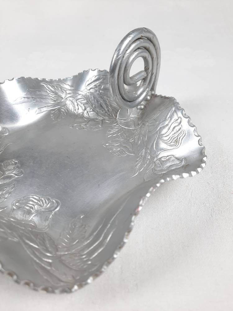 Small Vintage Aluminum Candy Dish - Etsy