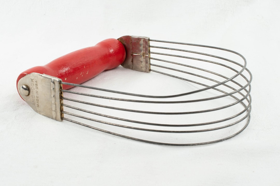 Vintage Androck Pastry Knife; Red Wood Handled Pie Dough Cutter - Etsy