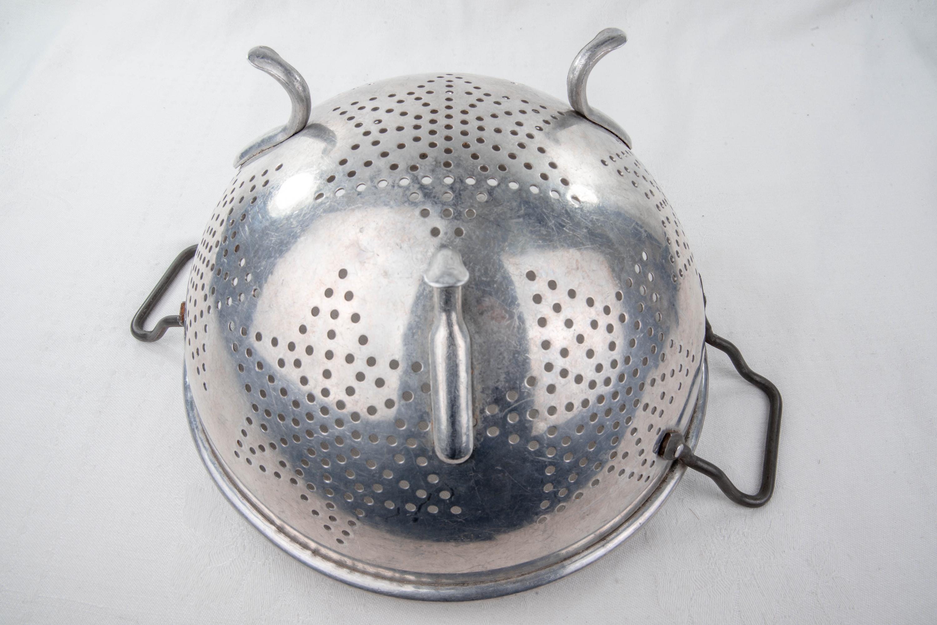 Vintage Metal Strainer; Aluminum Star Colander - Etsy