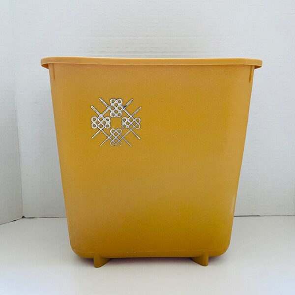 Vintage Trash Can - Etsy