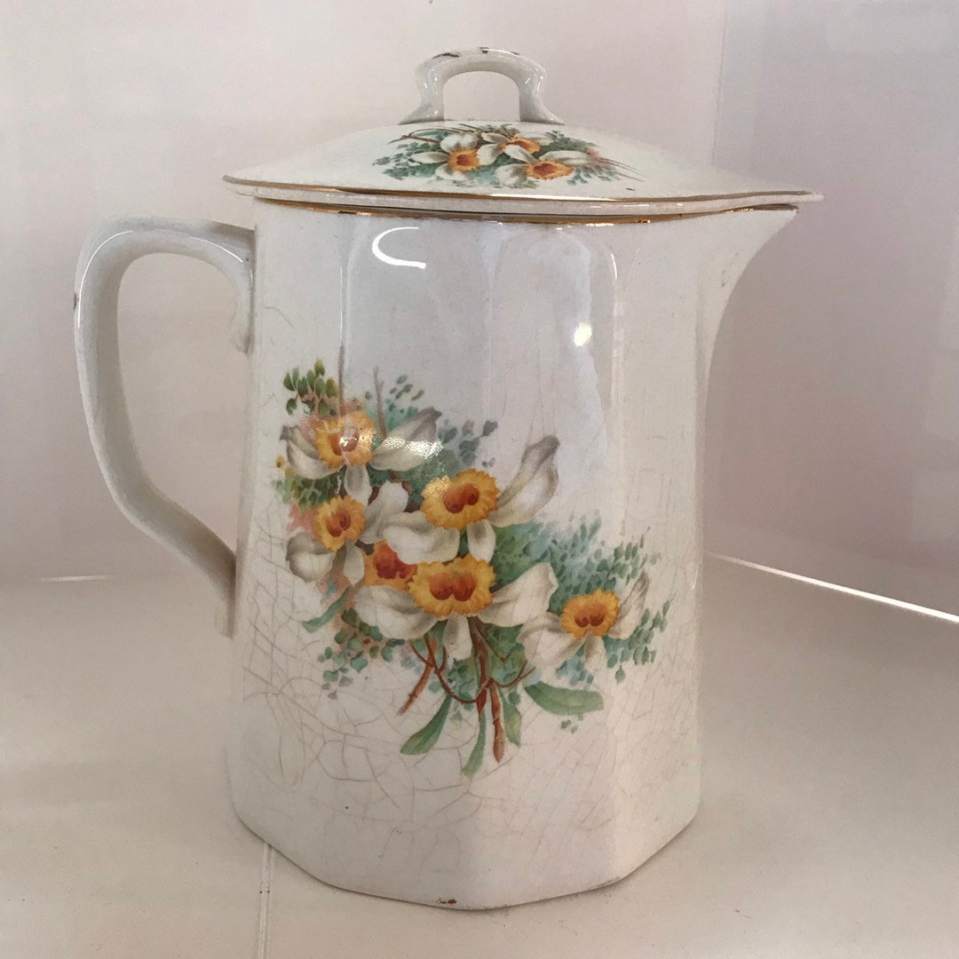 Vintage Spring Yellow Daffodils China Pitcher With Lid Flower Vase ...