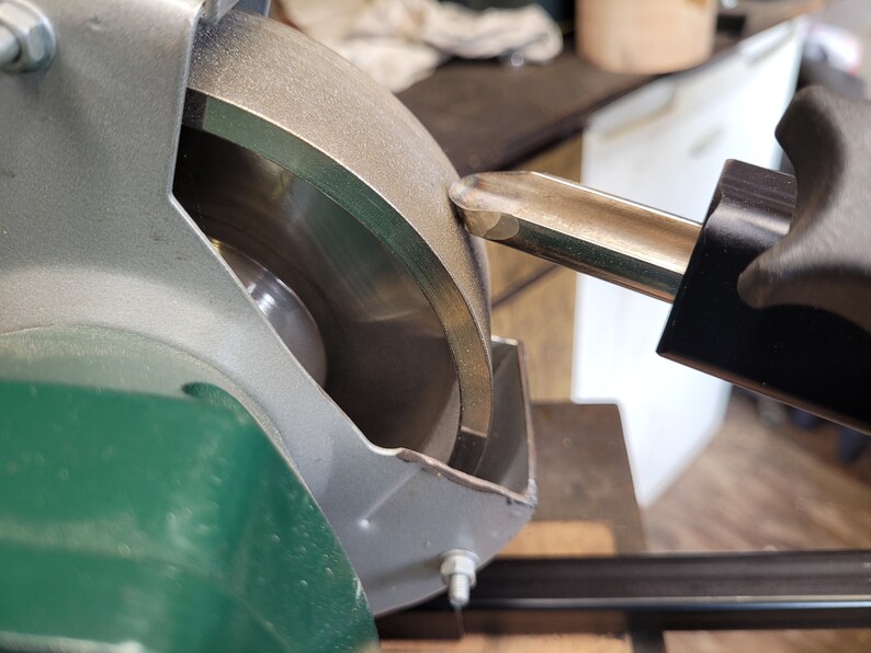 Woodturning Chisel Sharpening Jig for Gouge Chisels & Fingernail Grind ...