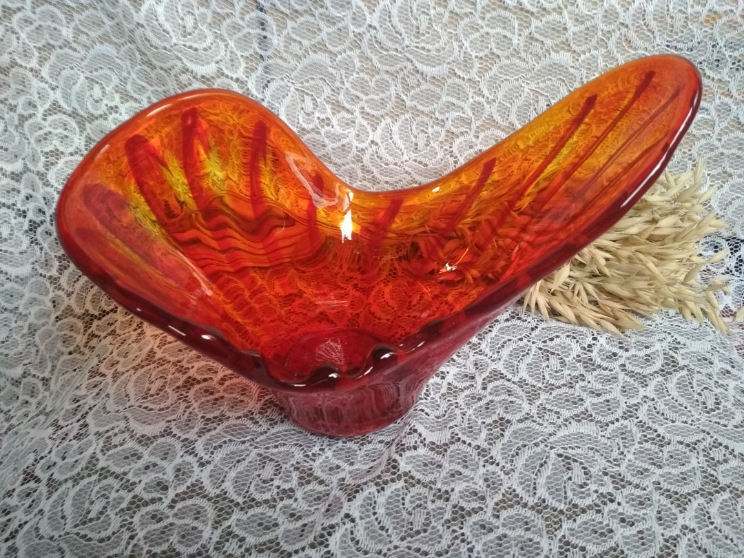 Red Hand Blown Glass Vase, Art Glass Vase, Vintage Art Glassware ...