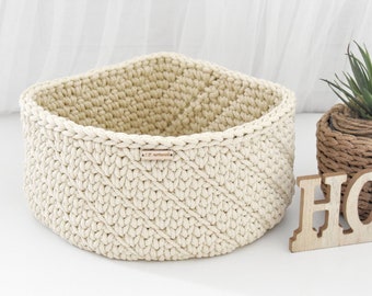 Triangle Shelf Basket - Etsy