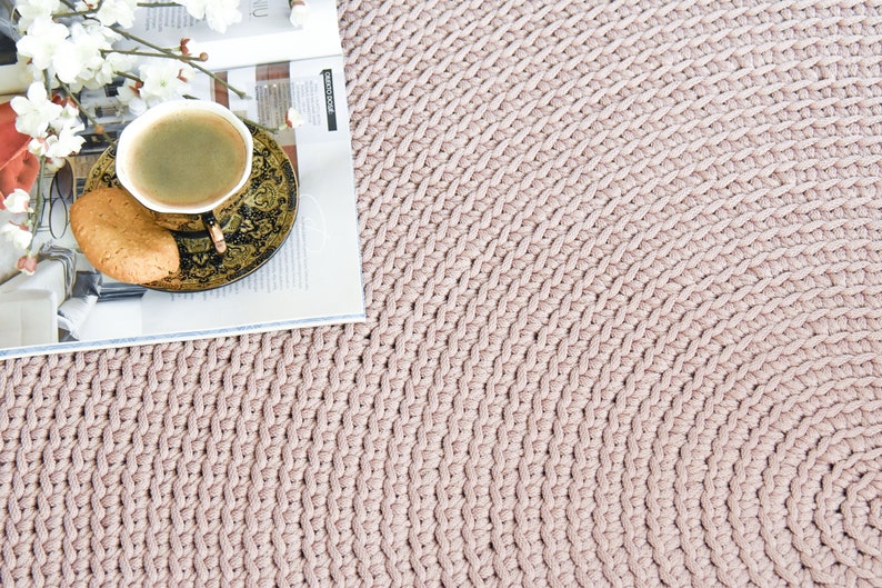 Crochet modern dusty rose rug/ Nursery room rugs/ Area carpet | Etsy