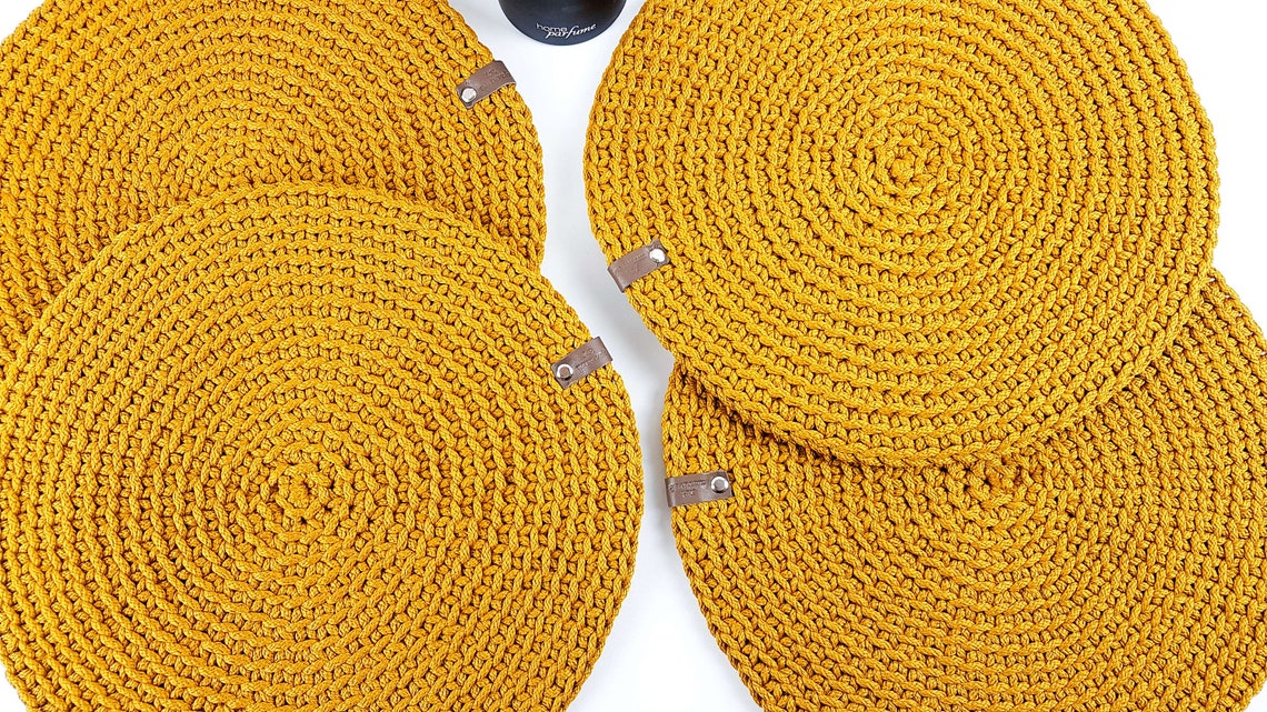 Round dinner table mats Rustic dining room decor Crochet | Etsy