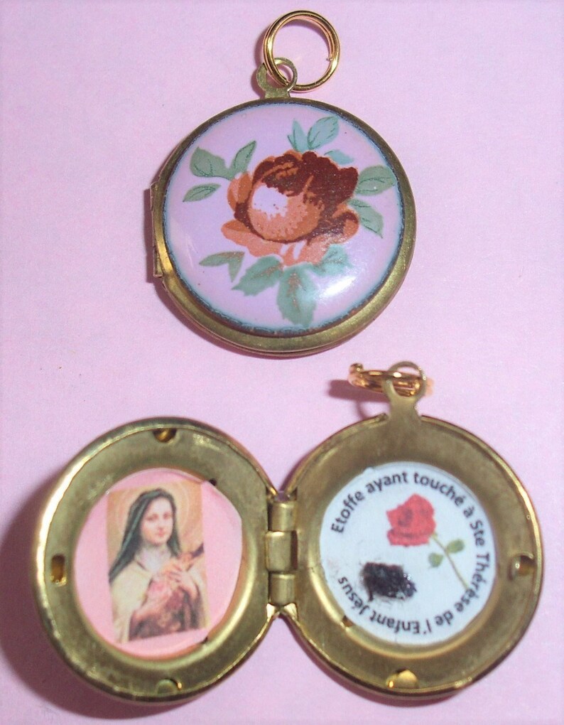 St Therese of Lisieux Red Rose Enameled Front Relic Locket - Etsy