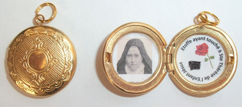 St Therese Relic Locket – Gold Toned, Little Flower Pendant - Etsy