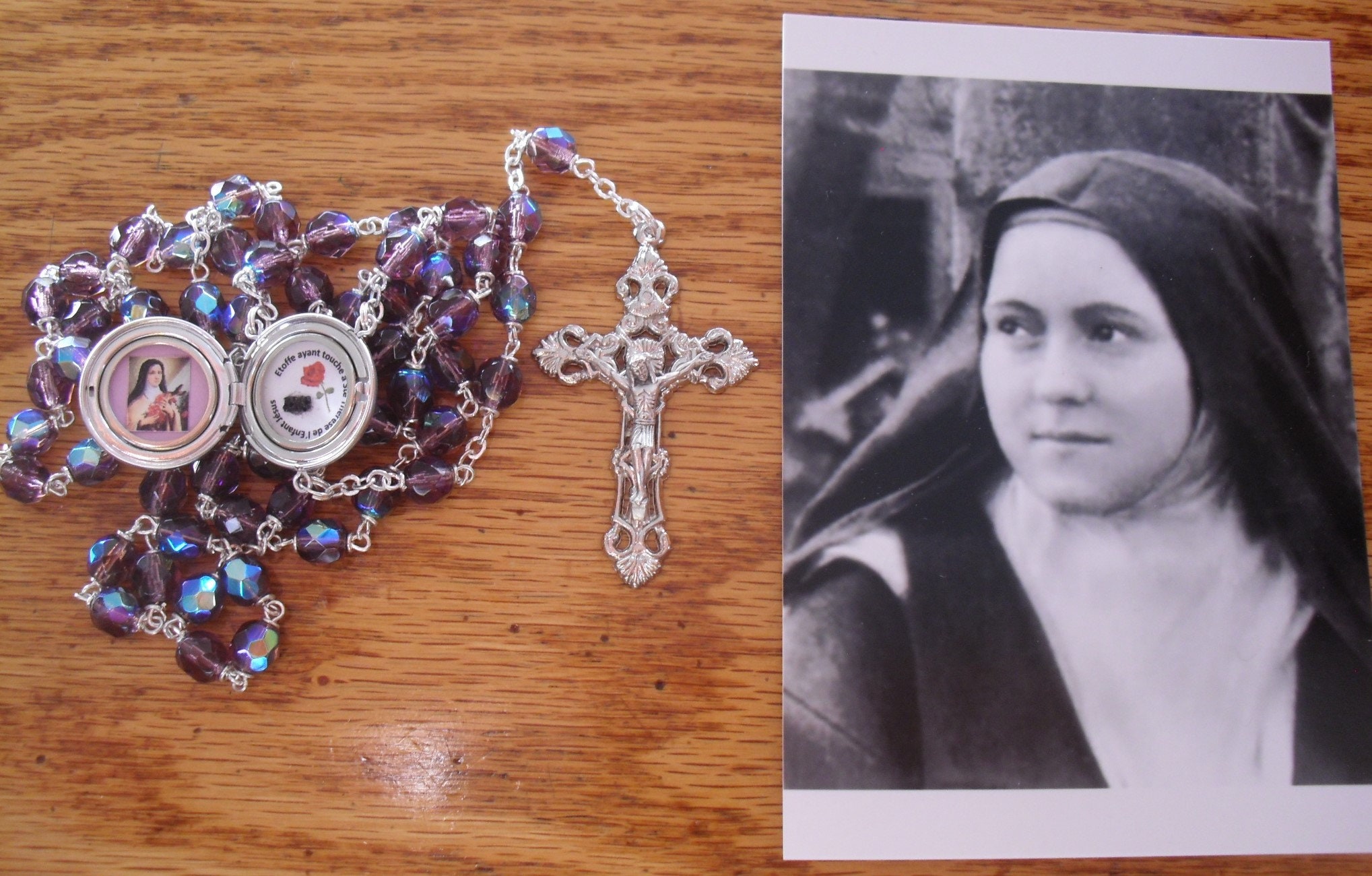 St Therese Relic Locket Rosary VERY UNIQUE & BEAUTIFUL - Etsy