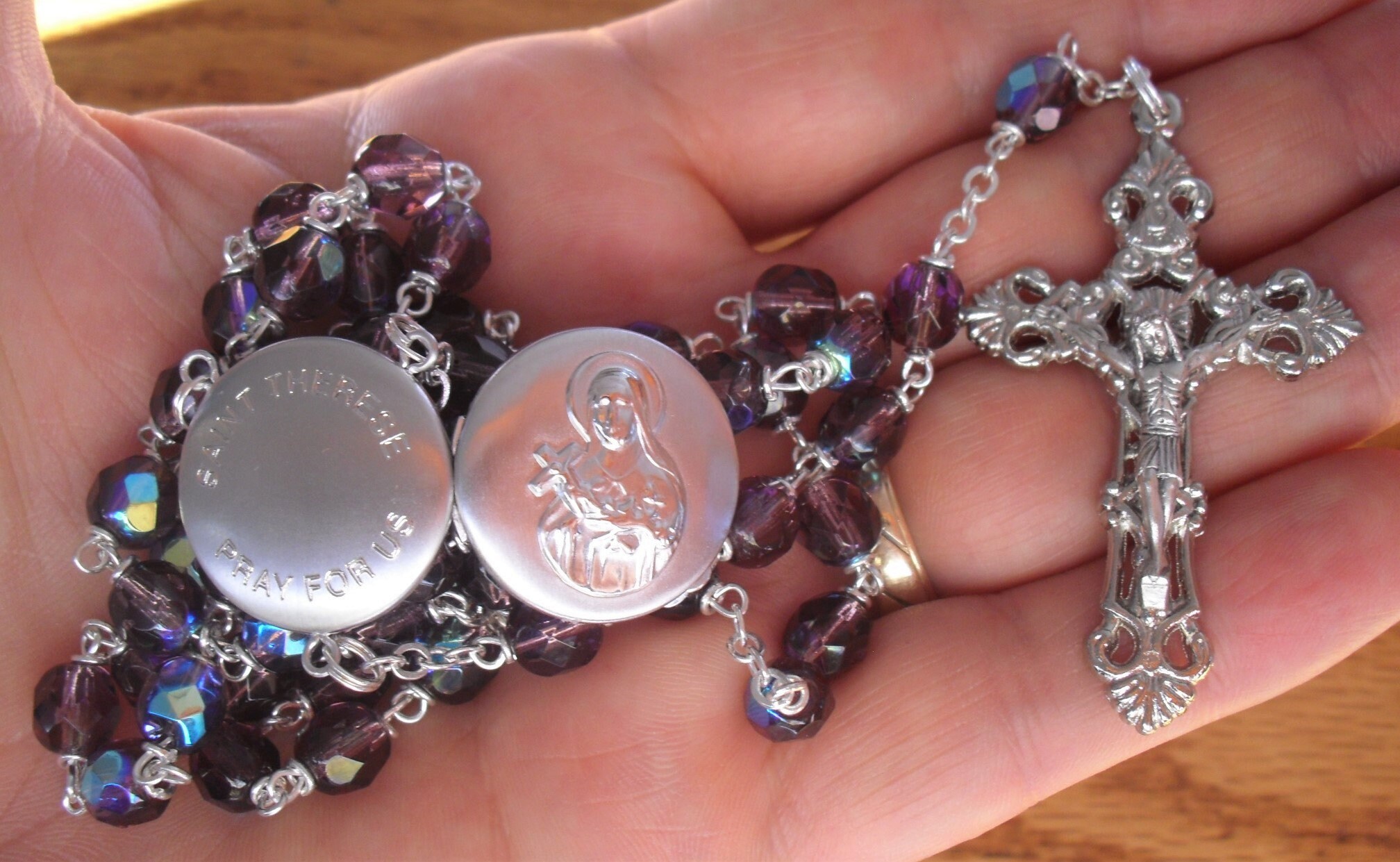 St Therese Relic Locket Rosary VERY UNIQUE & BEAUTIFUL - Etsy