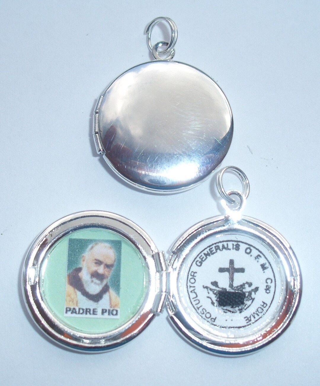 St Padre Pio Polished Silver Relic Locket - Etsy