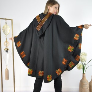 Bedouin Embroidered Hooded Wool Coat Cloak, Morocco Vintage, Boho Cloak ...