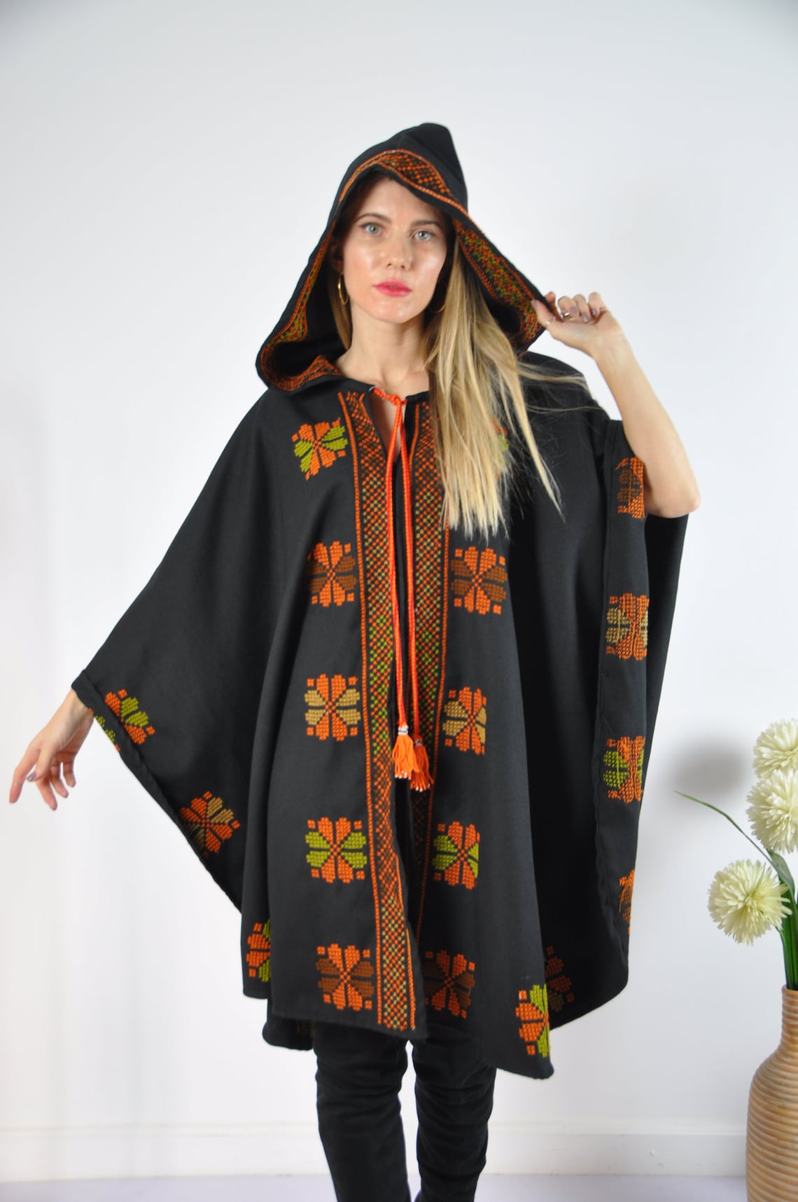 Bedouin Embroidered Hooded Wool Coat Cloak Morocco Vintage - Etsy