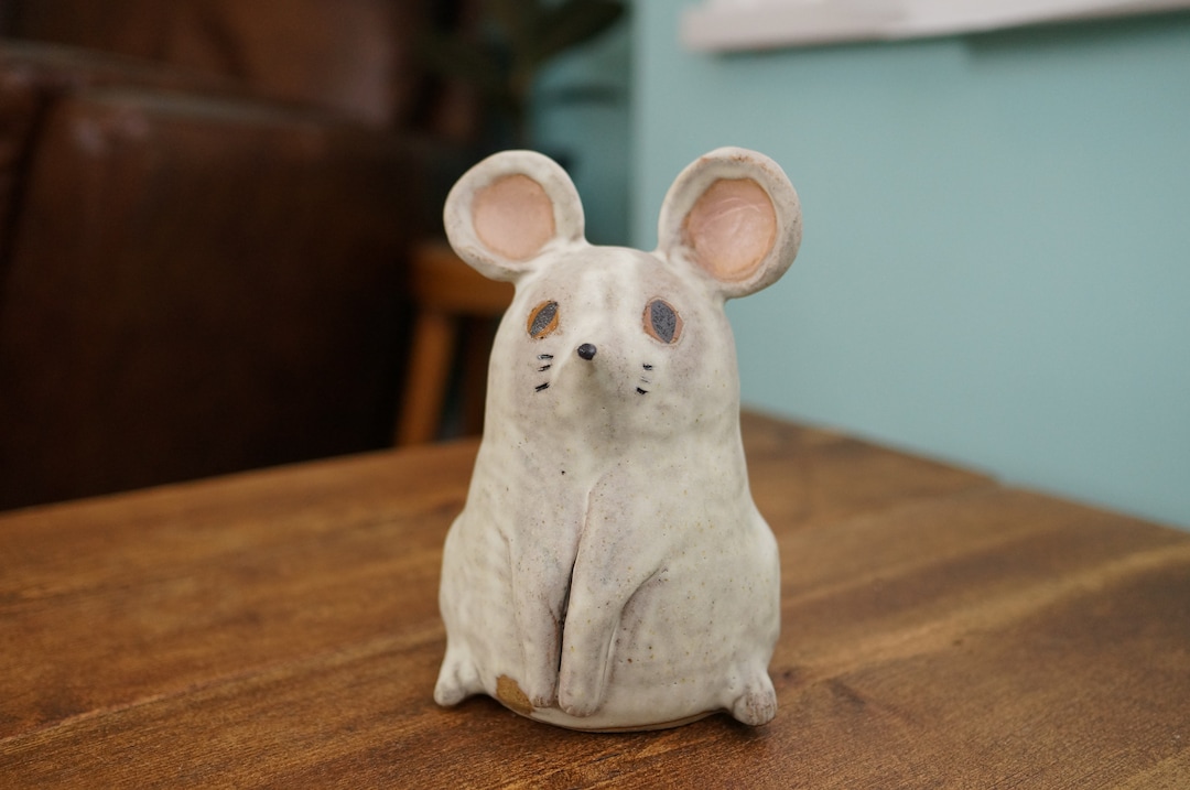 Ceramic Handmade Sitting White Mouse Flower Pot Vase, Cute Ceramic ...