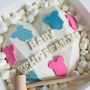 Baby Announcement / Gender Reveal/breakable Chocolate Heart / Baby Gift ...